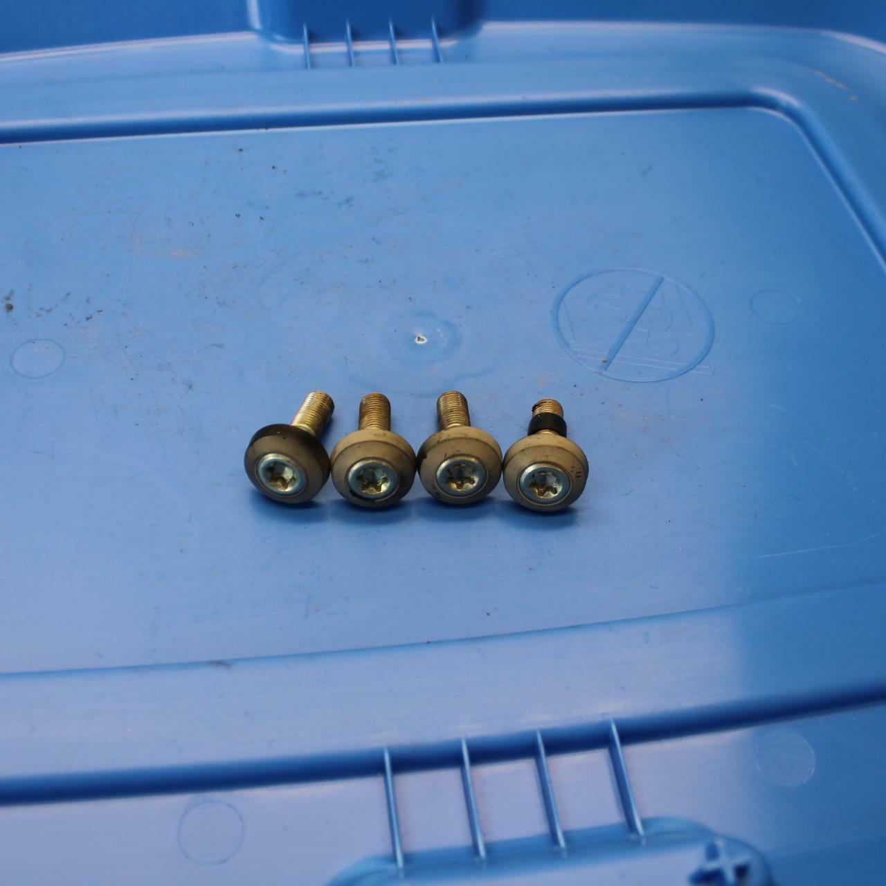 09-14 YAMAHA YZF R1 REAR BACK SUBFRAME SUB FRAME MOUNTING BOLTS BB286 ...