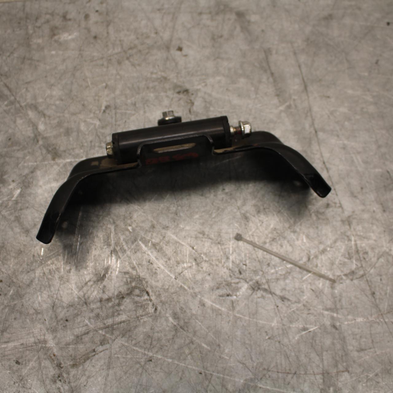 2016 Honda CBR500R GAS TANK FUEL CELL PETROL RESERVOIR BRACKET MOUNT B ...